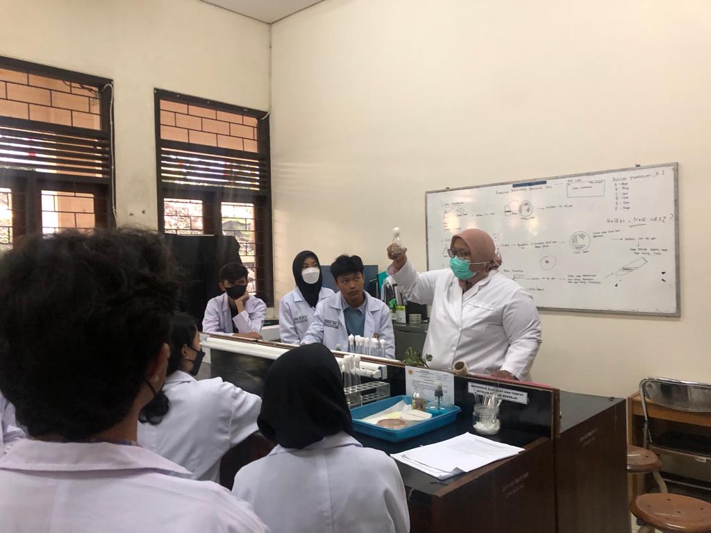 Praktikum Mata Kuliah Bioteknologi Pertanian Semester Ganjil 2022/2023 ...
